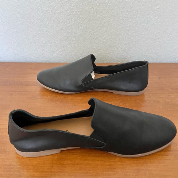 Lucky Brand | Shoes | Lucky Brand Black Leather Flats Shoes Charsa2 Size 8 | Poshmark